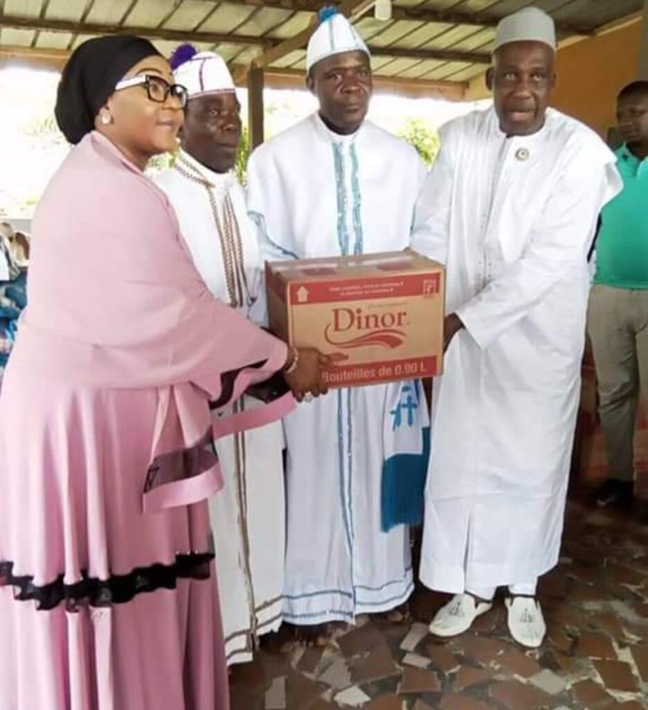 Anyama/Ramadan et carême 2023: Fatim Bamba soulage les musulmans et ...