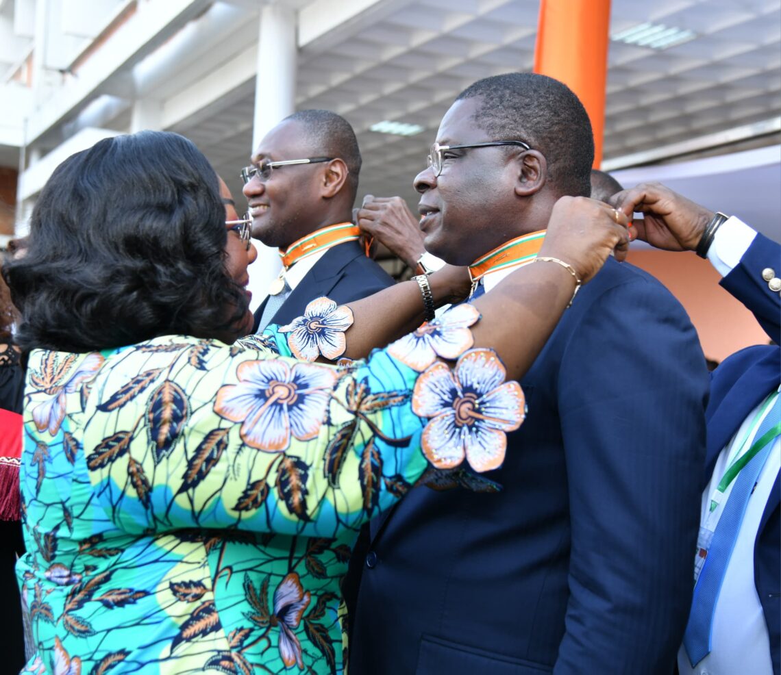 (Portrait) Amédé Koffi Kouakou, le ministre qui a glané plusieurs ...